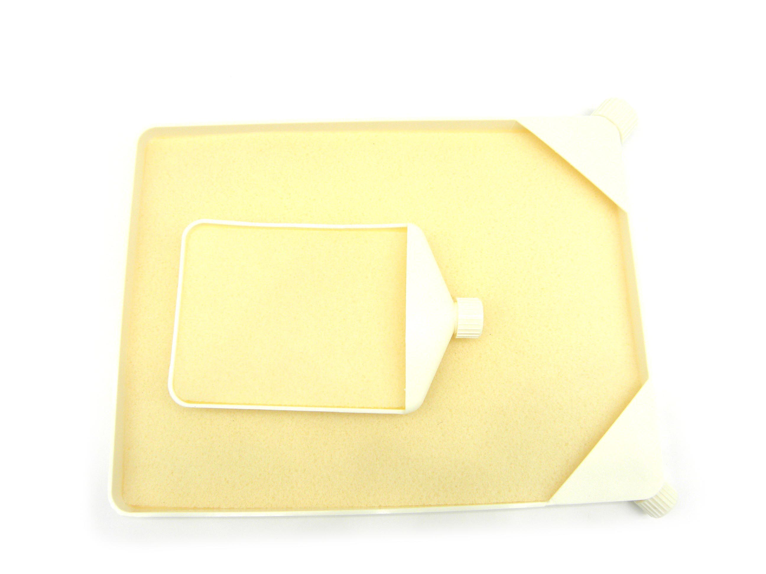 2 Assorted Plastic Funnel Trays with Mats and for Working with Beads